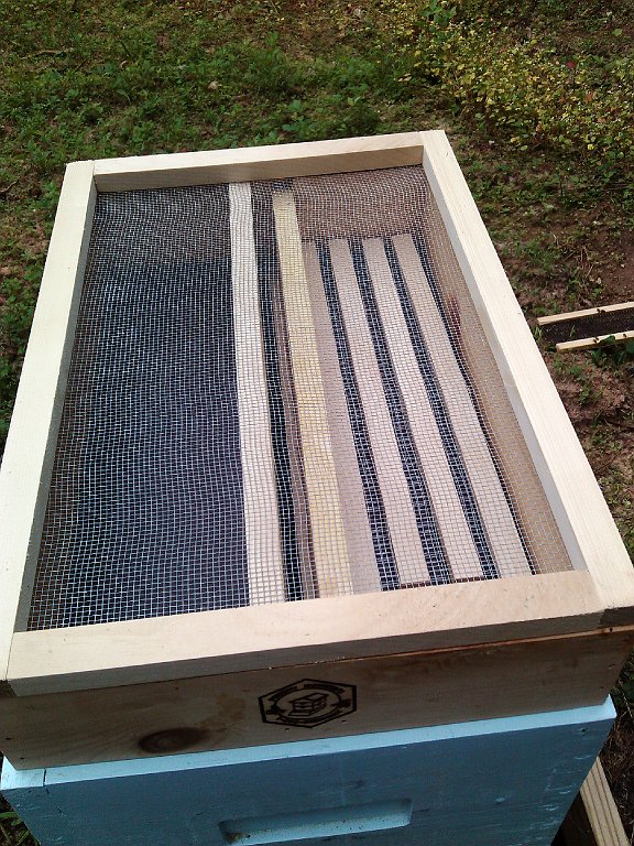 Hive Top Feeder/Killer | Page 2 | Beesource Beekeeping Forums